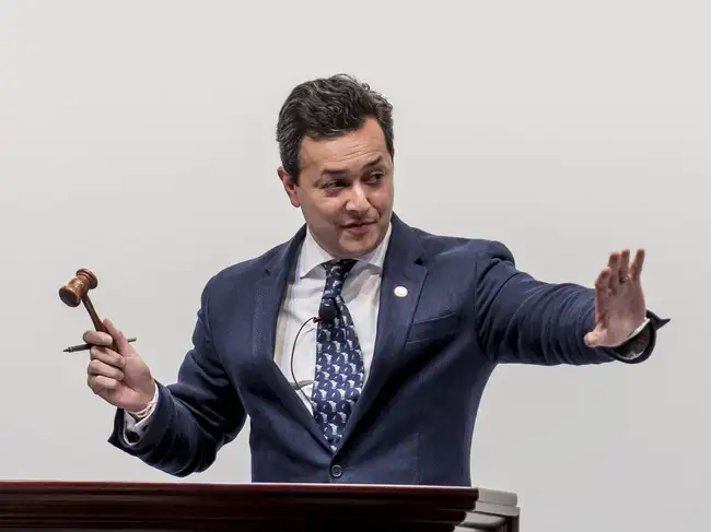 auction-house jewellery: India's DNA can help it become a global art ...