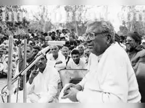Battle for Devi Lal's legacy in Haryana - The Economic Times
