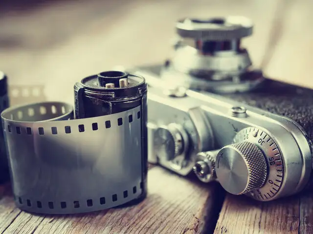 Bye bye bulky camera - What the millennial wants? | The Economic Times