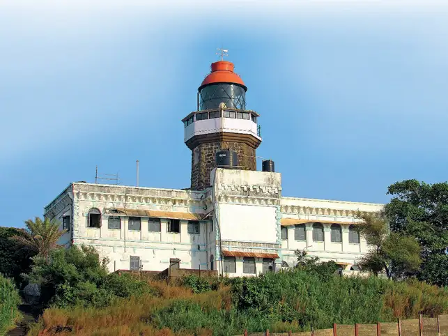 Guardians of Mumbai: Khanderi-Underi and Arnala - The Economic Times