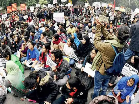 CAA Protests LIVE News: 5 dead in violence today in UP; govt reassures ...