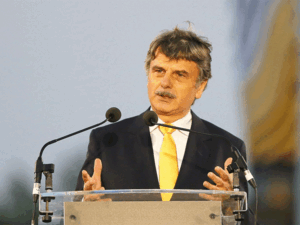JLR CEO Ralf Speth to retire in September: Tata Motors - The Economic Times