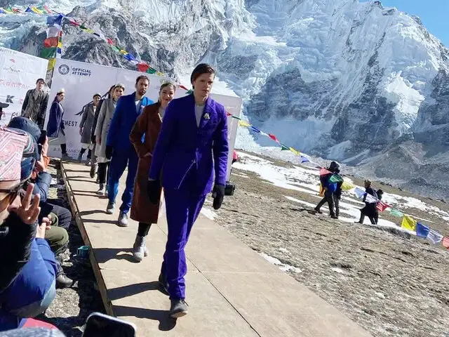 Models ramp walk - Nepal sets world record for holding highest altitude ...