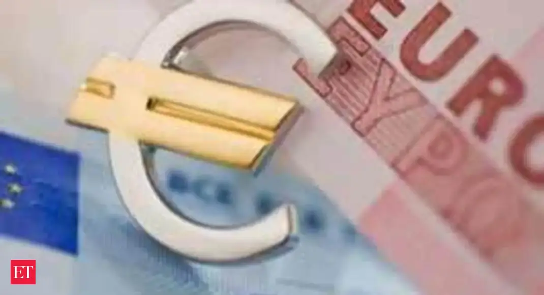 Euro at 2-month high on rate-hike speculation - The Economic Times ...