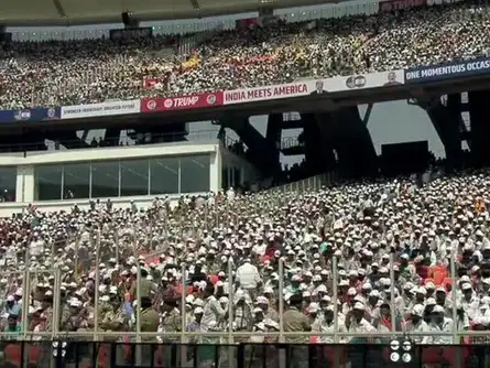 Donald Trump India visit Day 1 Highlights: Blockbuster event at Motera ...