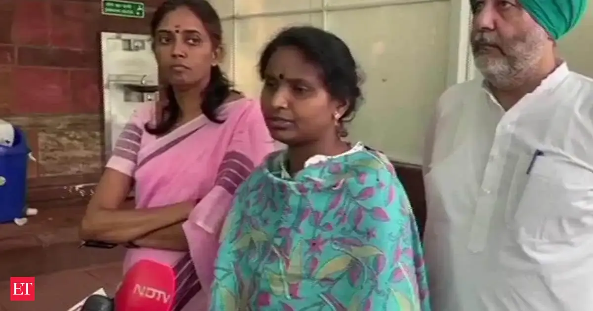 Congress MP Ramya Haridas alleges assault by BJP woman MP in Lok Sabha ...