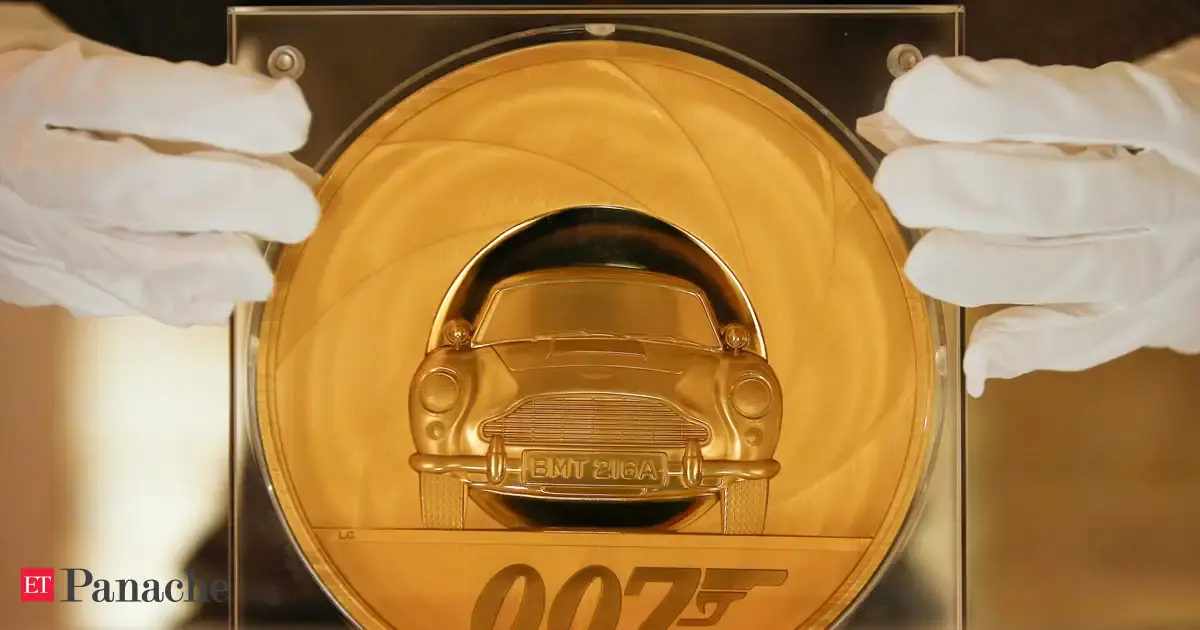 Gold Coin | All that glitters: Britain unveils new seven-kilo, £7,000 ...