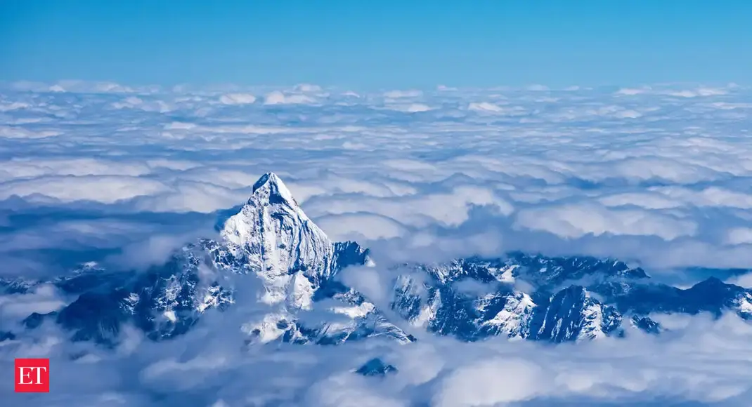 Ever increasing rush for summit - World's tallest mountain closes its ...