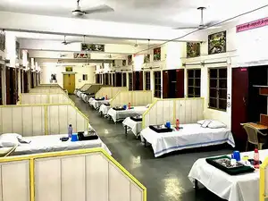 Indian Army teams decontaminate Command Hospital in Kolkata after ...
