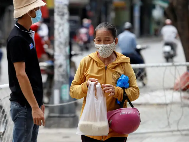 Food dispensers - ATMs for rice are feeding Vietnam's poor | The ...
