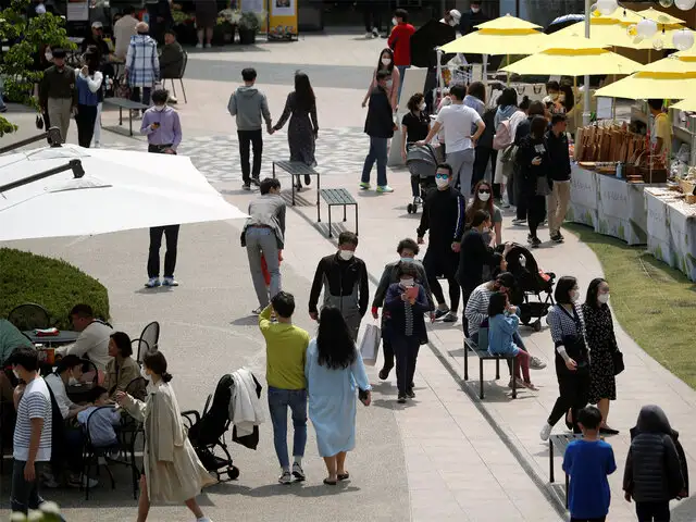 South Korea to ease social distancing rules - Control | The Economic Times