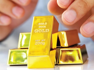 Why gold continues to attract investors - The Economic Times