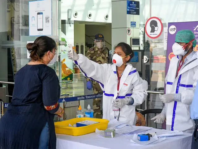 Early visitors - How was the first day of flight resumption | The ...