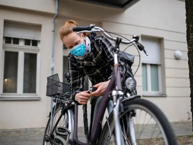 Easy money - Lock your cars! Vehicle theft spikes during pandemic | The ...