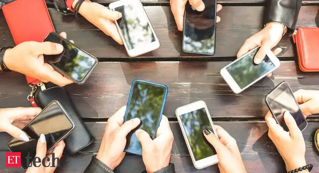 Not easy for local phone companies to match China peers - The Economic ...