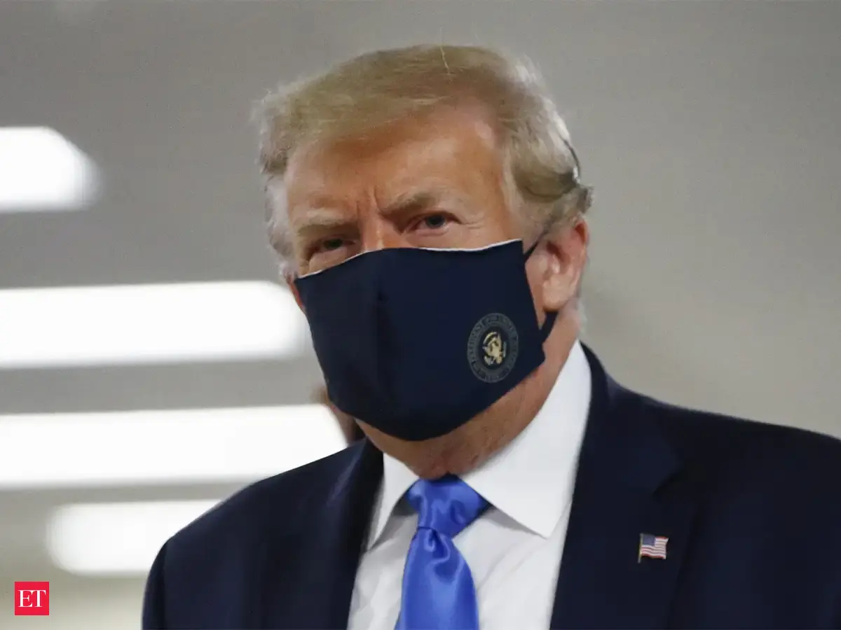Trump wears mask for the first time in public - Rare sighting | The ...