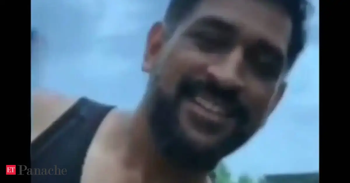 A smiling Dhoni in a viral video is the 'pawsitivity' you need says CSK ...
