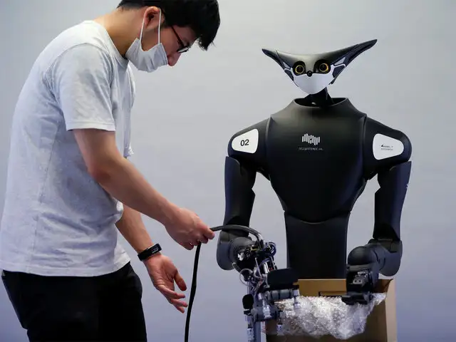 Japanese robot to clock in at a convenience store in test of retail ...