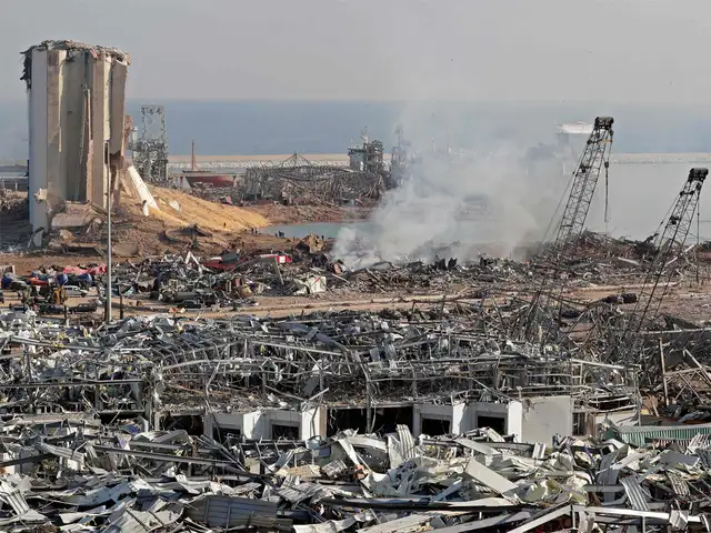 Evacuation - Beirut explosion: Twin blasts cripple Lebanon | The ...
