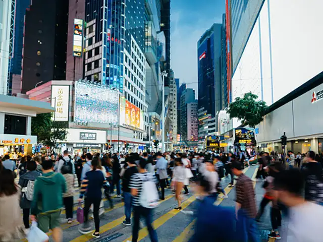 One-country, two-systems - While affluent Hong Kongers find refuge ...