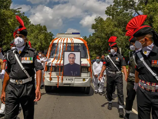 At Lodhi Road cremation ground - Former President Pranab Mukherjee ...