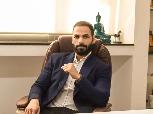 fittr: Fittr founder used lockdown to get better at playing guitar ...