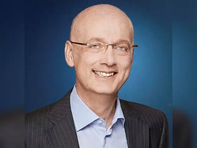 Walmart Asia | Dirk Van den Berghe: Walmart's Asia CEO steps down