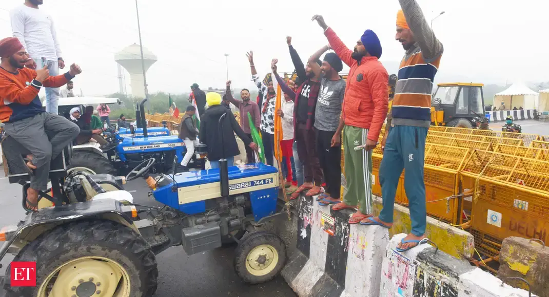 Intense agitation - Thousands of farmers start tractor-march from ...