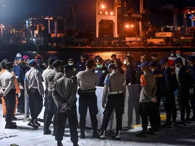 Extensive search operation - Indonesia expands effort to recover ...