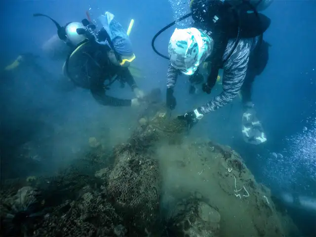 Marine life at risk - Divers fight "ghost nets" discarded from Thailand ...