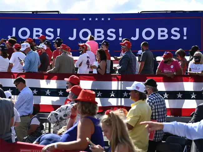 unemployment: US jobless claims fall slightly to 793,000 with layoffs ...