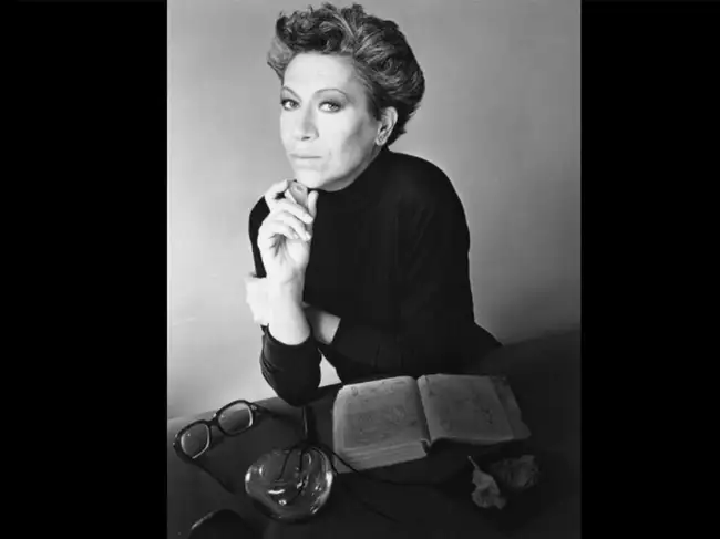 Elsa Peretti, one of the world's most famous jewelry designers, passes ...