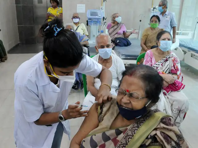 Approving another vaccine - India expands vaccination campaign even as ...