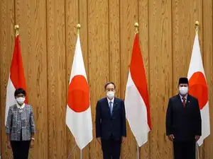 Japan and Indonesia pledge tighter military cooperation - The Economic ...