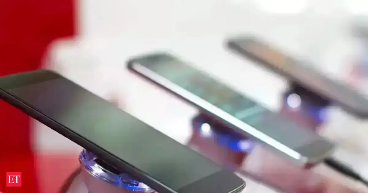 Smartphone Shipment Import: Smartphone brands explore cargo shipment ...