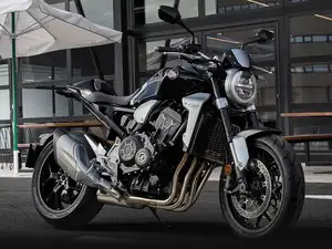 Honda inaugurates premium bikes sales network 'BigWing' in Delhi ...