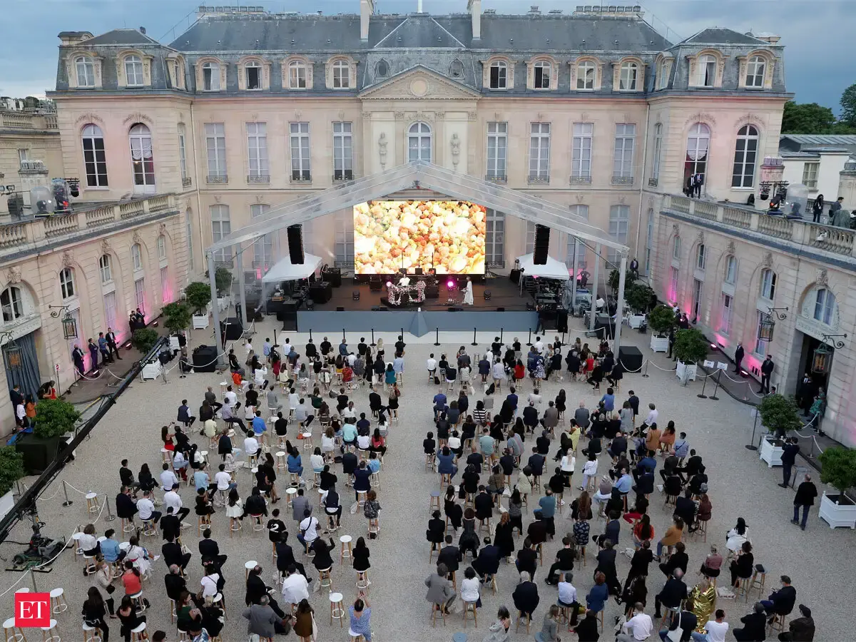 Prez Macron with wife Brigitte - Rave at the palace: President Macron ...
