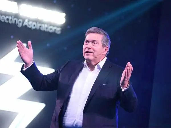 Latest News Live: Tata Motors MD Guenter Butschek to step down as CEO ...