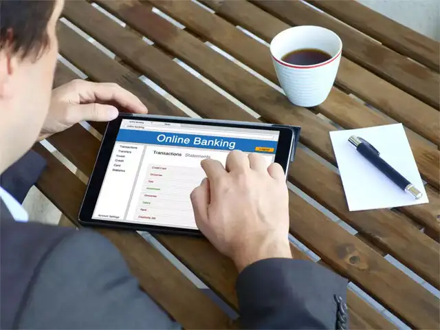 Photo not so foolproof - The offline, not-so-remote aspects of an ...