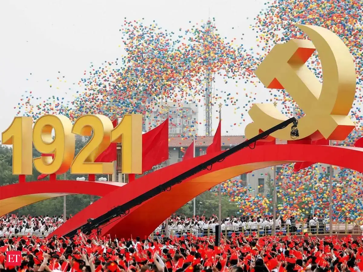 Light show in Shanghai - Doves and fighter jets: China celebrates 100 ...