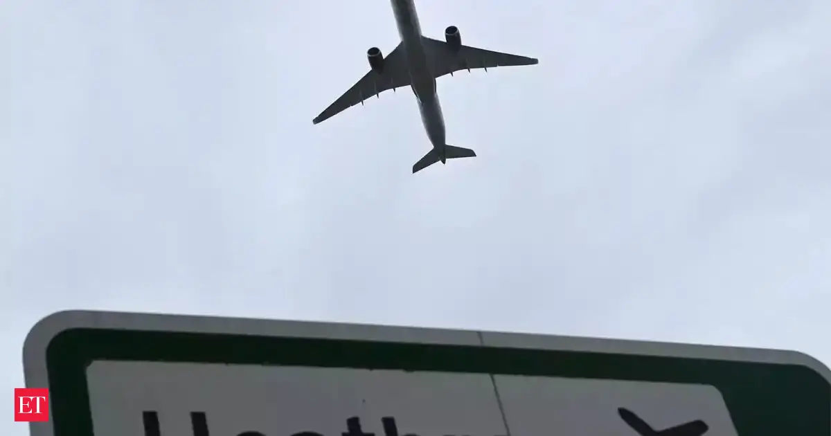 Heathrow Airport to trial fast-track queues for COVID vaccinated - The ...