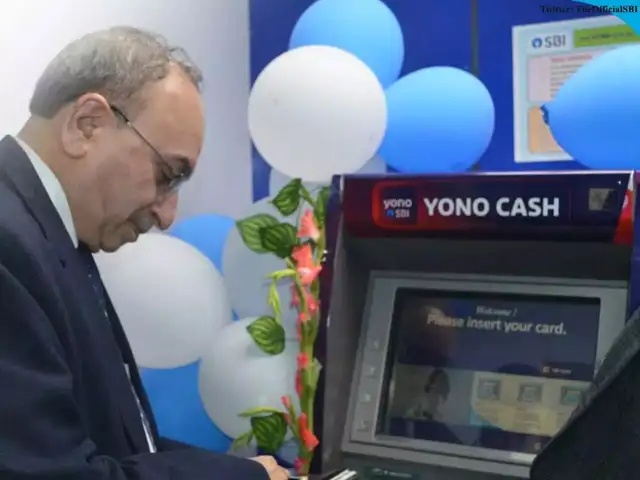 floating atm: SBI opens floating ATM on a houseboat at Dal Lake ...