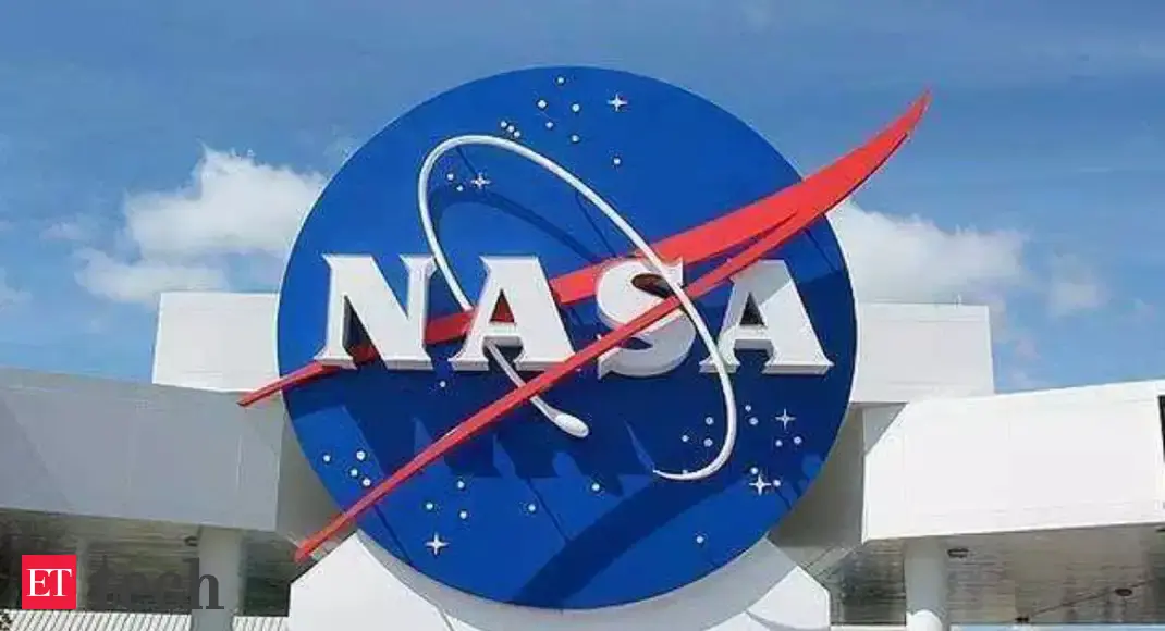 SpaceX | Blue Origin: SpaceX, Blue Origin to make moon lander design ...