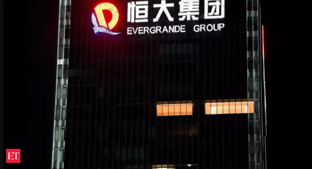 evergrande: Chinese property magnate loses $1 billion in Evergrande ...
