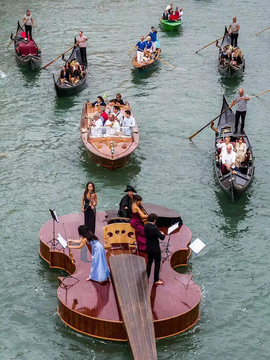 Giant violin floats down Venice's Grand Canal | EconomicTimes