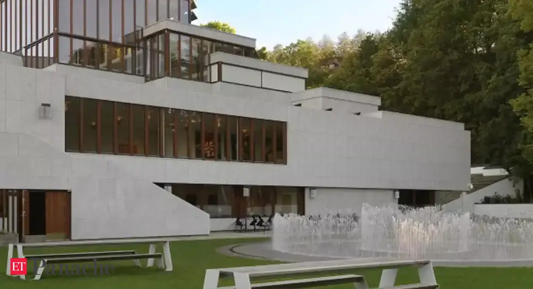 kunsten: Danish Artist takes Kunsten museum’s money and runs, calls it ...