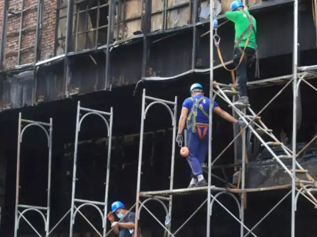 Officials seek cause of Taiwan building fire that killed 46 - Under ...