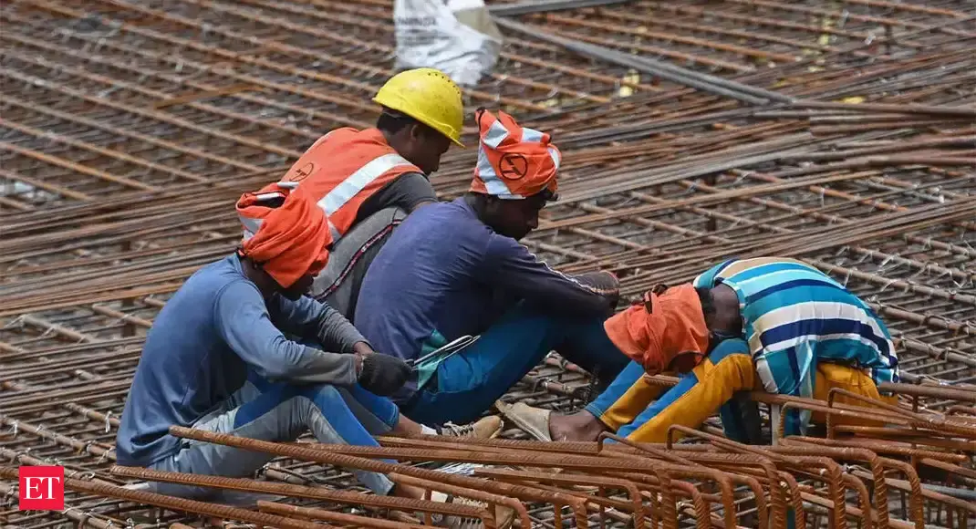 Over Four Crore Unorganised Workers Registered On E Shram Portal Over Four Crore Unorganised Workers Registered On E Shram Portal