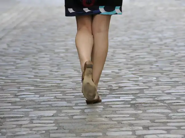 Wonder why we walk upright? Experts believe it helped humans see ...