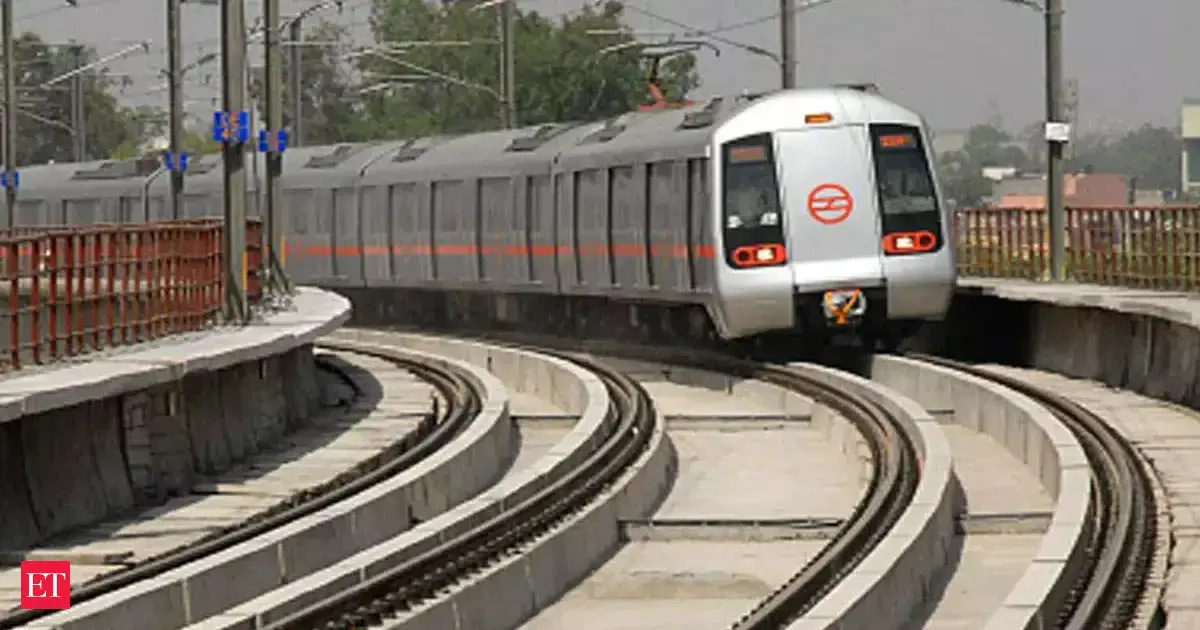 Delhi Metro tackles air pollution with 14 anti-smog guns - The Economic ...